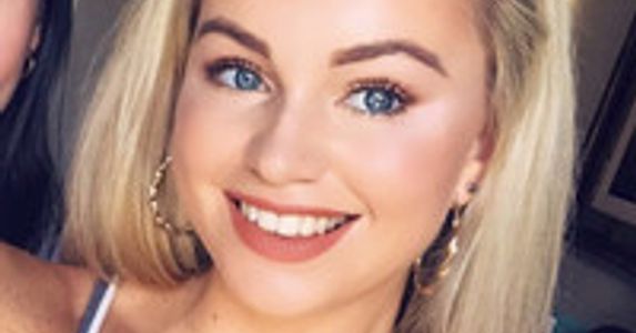 Sophie Proctor Marketing Executive | The Dots