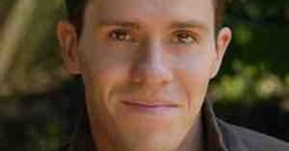 Steven Farah Senior / Executive Producer | The Dots