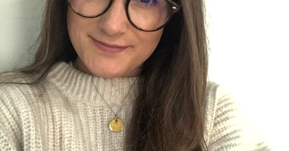 Harriet Ginn-Reynolds Social Media Manager | The Dots